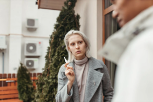 Smoking, vaping and your brain: What does science say? - GetBrainHealthy